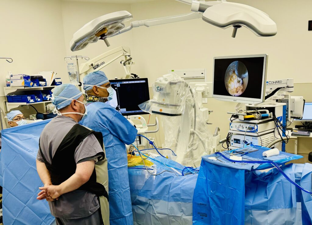 Endoscopic Lumbar Discectomy: 7 Breakthrough Benefits